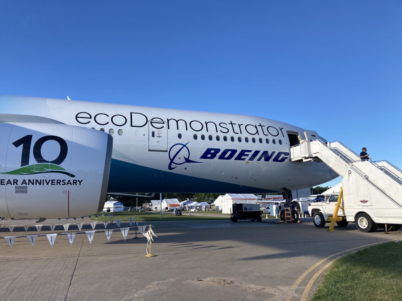 Touring Boeing’s EcoDemonstrator at Oshkosh 2022 | AirInsight