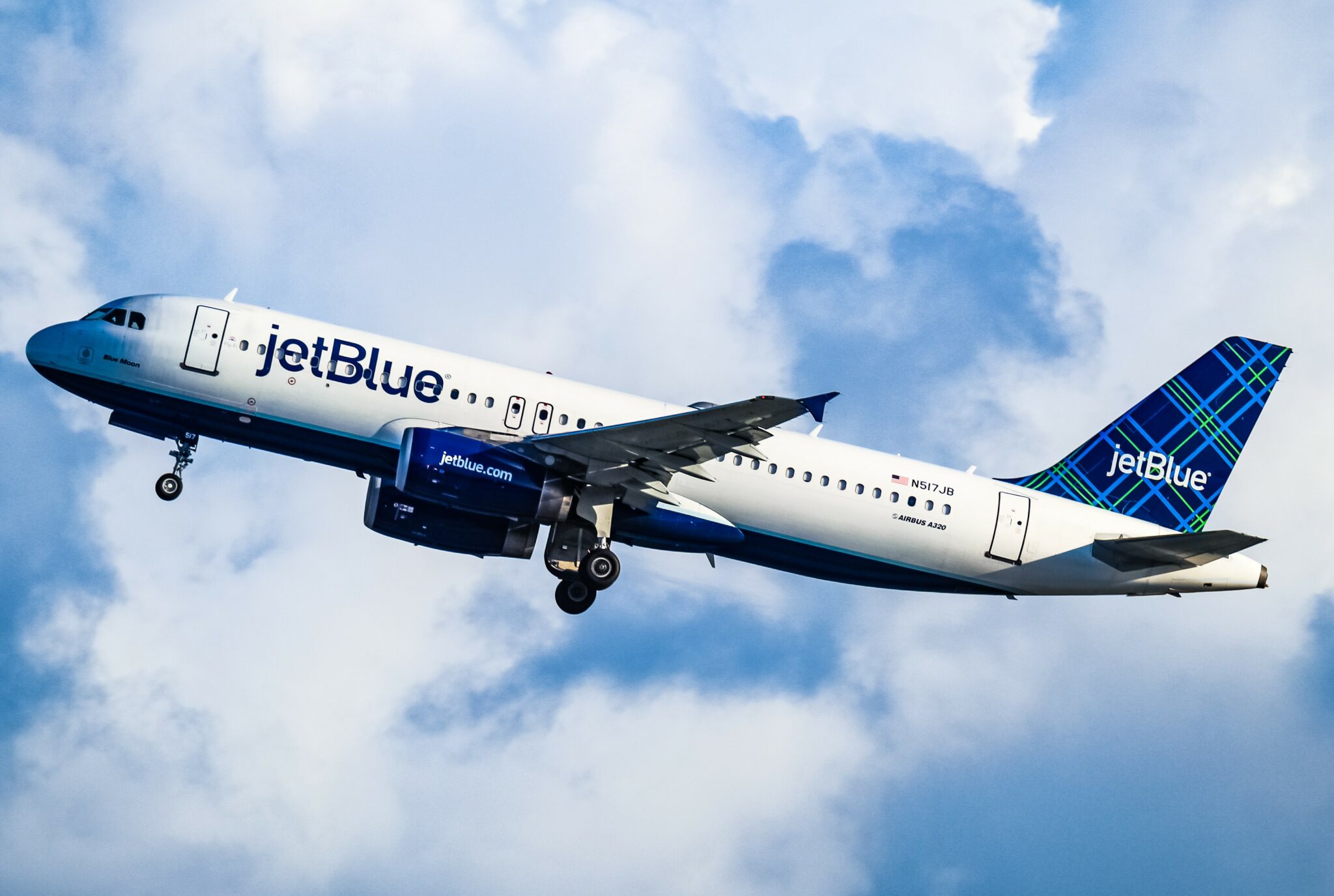 JetBlue on track for long-term profitability