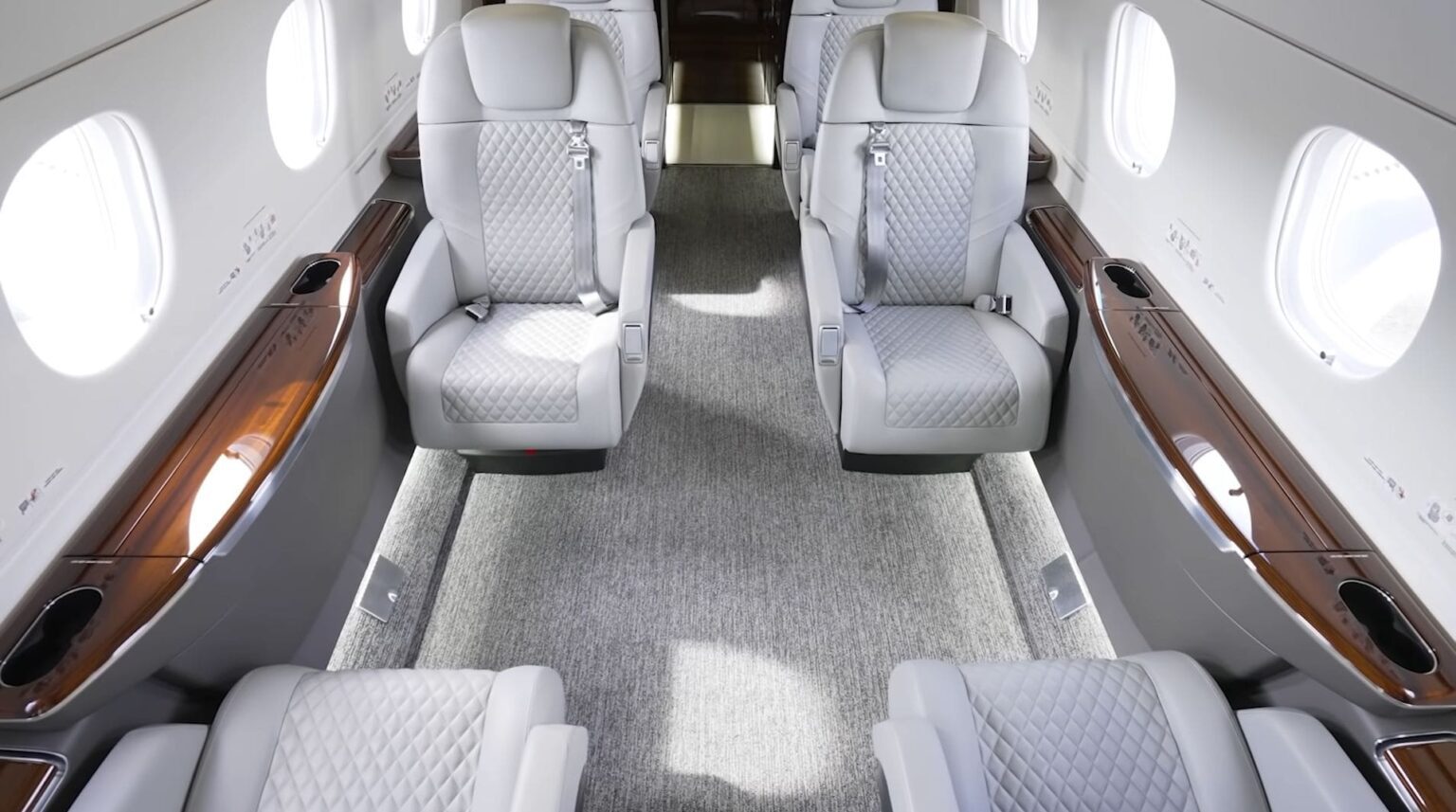 NetJets orders up to 250 Embraer Praetor Jets