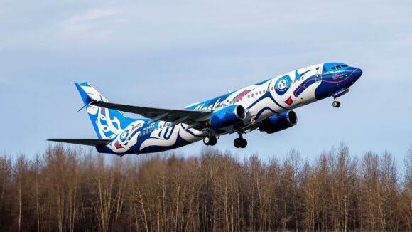 Condor unveils striping new livery
