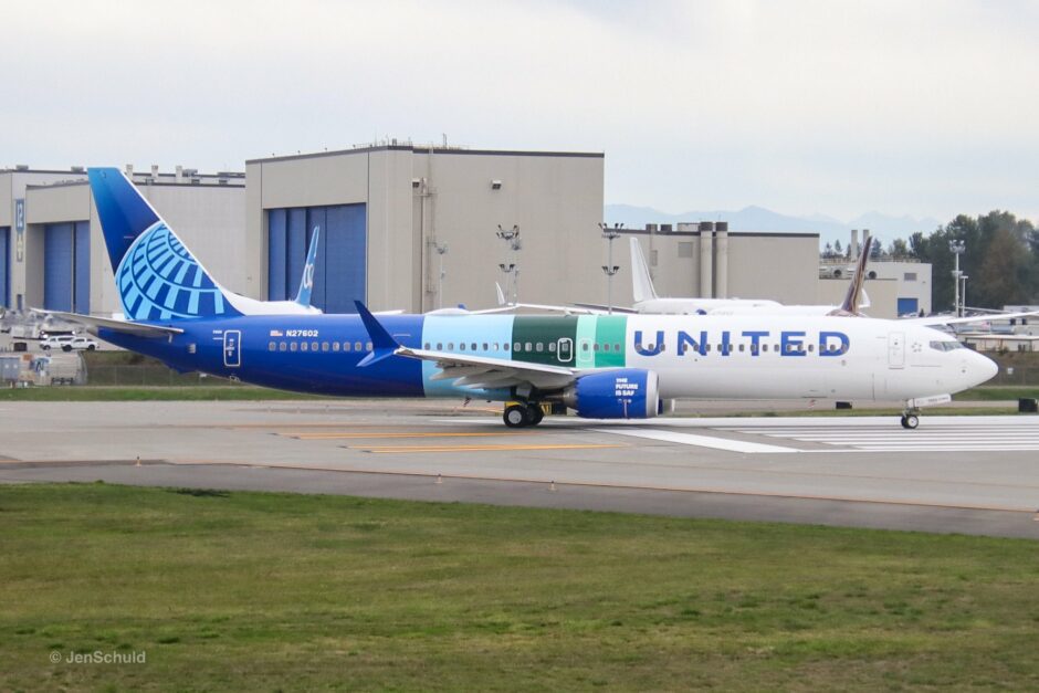 Boeing and NASA complete first SAF emission test flight